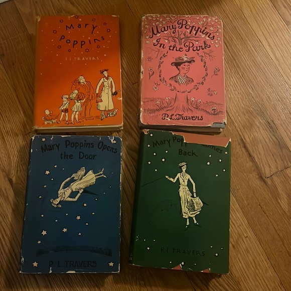 Chronicle Books | Other | Rare Vintage Complete Set Of 4 Books Mary ...